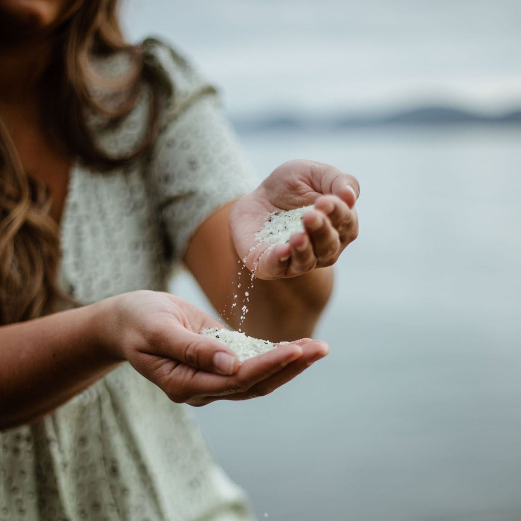 Deep Blue Sea Bath Soak With Wild Alaskan Kelp + Peppermint – Waterbody